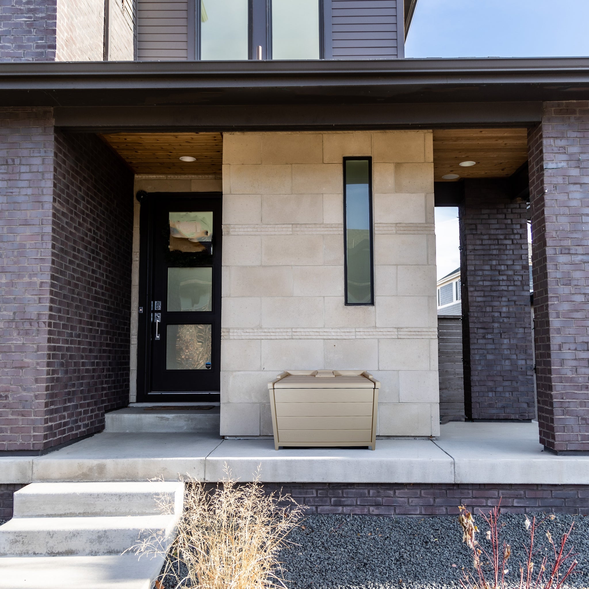 BenchSentry - Package Delivery Box – The Genie Company